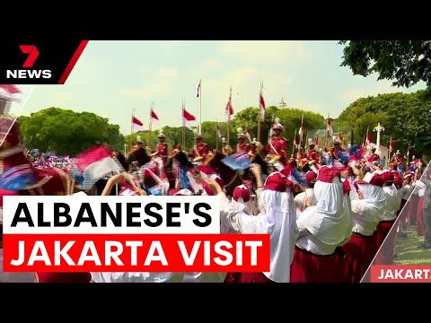 Australia and Indonesia strengthen ties in high-level talks | 7NEWS