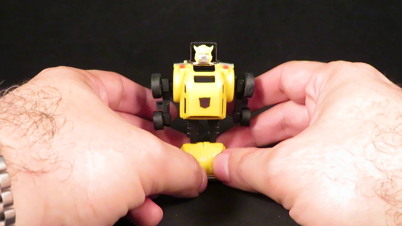 Transformers G1 Bumblebee Review - AND NEW CAMERA! - YouTube