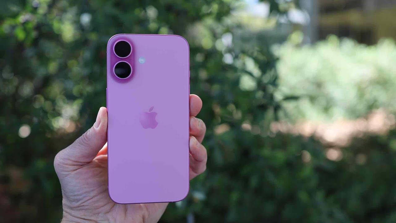 iPhone 17 Lavender 💜 Colour Hands-On - YouTube