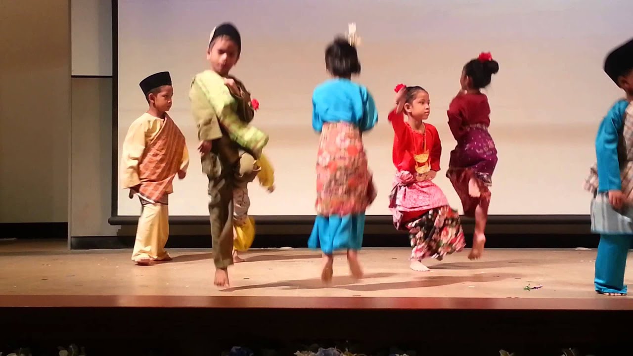 Desa tercinta by preschool rose - YouTube
