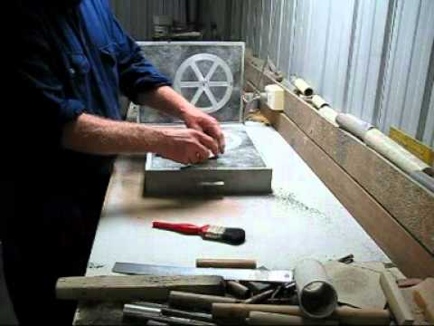 How to make a green sand mold for a pulley - YouTube