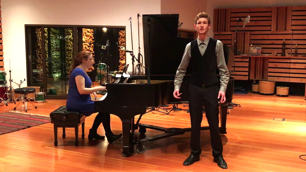 James Applegate Quia Fecit Mihi Magna - YouTube