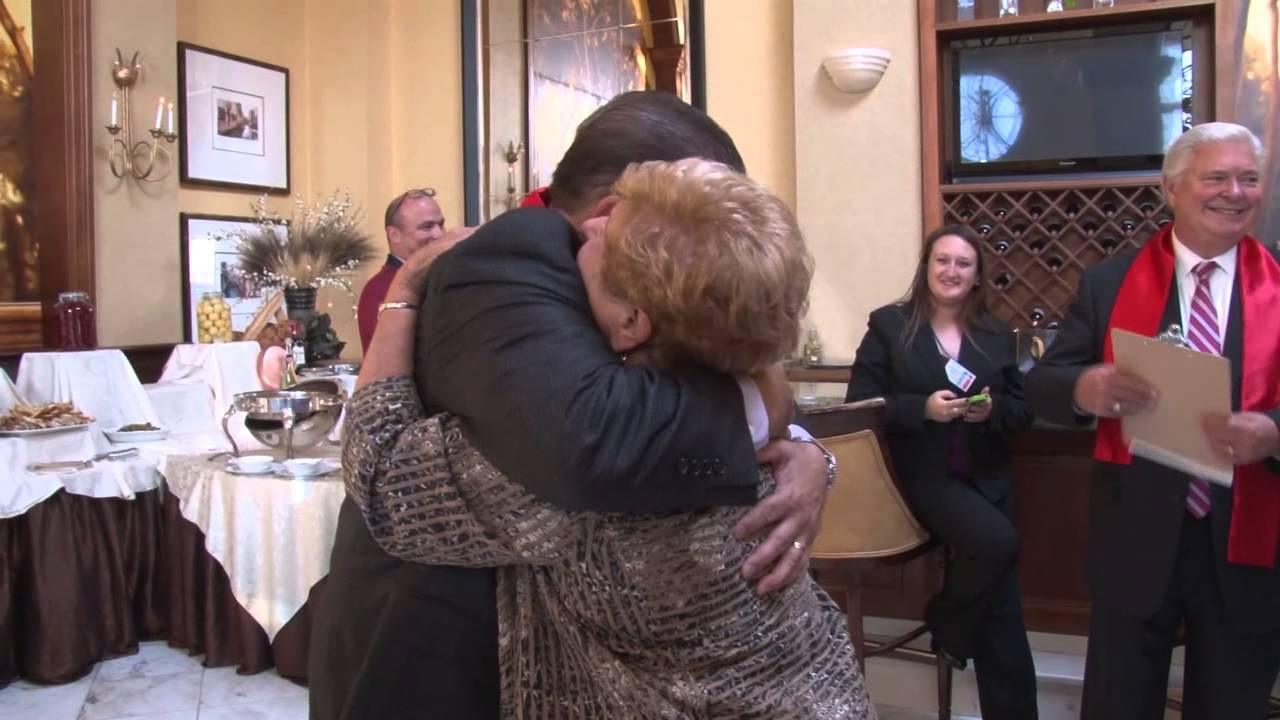 Meadowlands Hug Off #NJSuperHug - YouTube