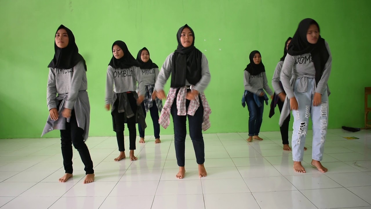 Tari Modern (Modern Dance) - YouTube