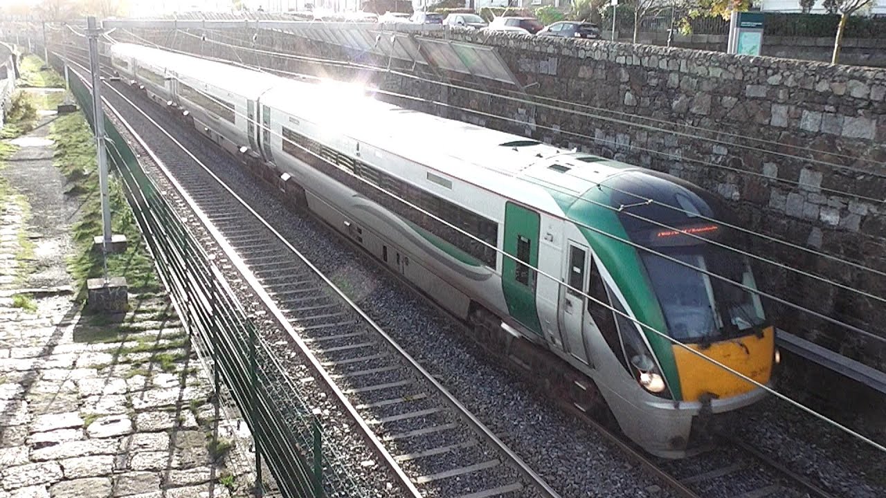IE 22000 Class Intercity Train number 22243 - Blackrock, Dublin - YouTube
