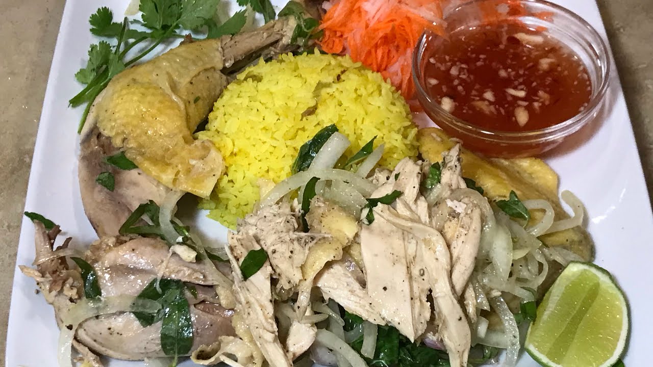VIETNAMESE HOI AN CHICKEN RICE-Cơm Gà Hội An - YouTube