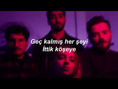 soft analog - boşluğun içinde I lyrics video