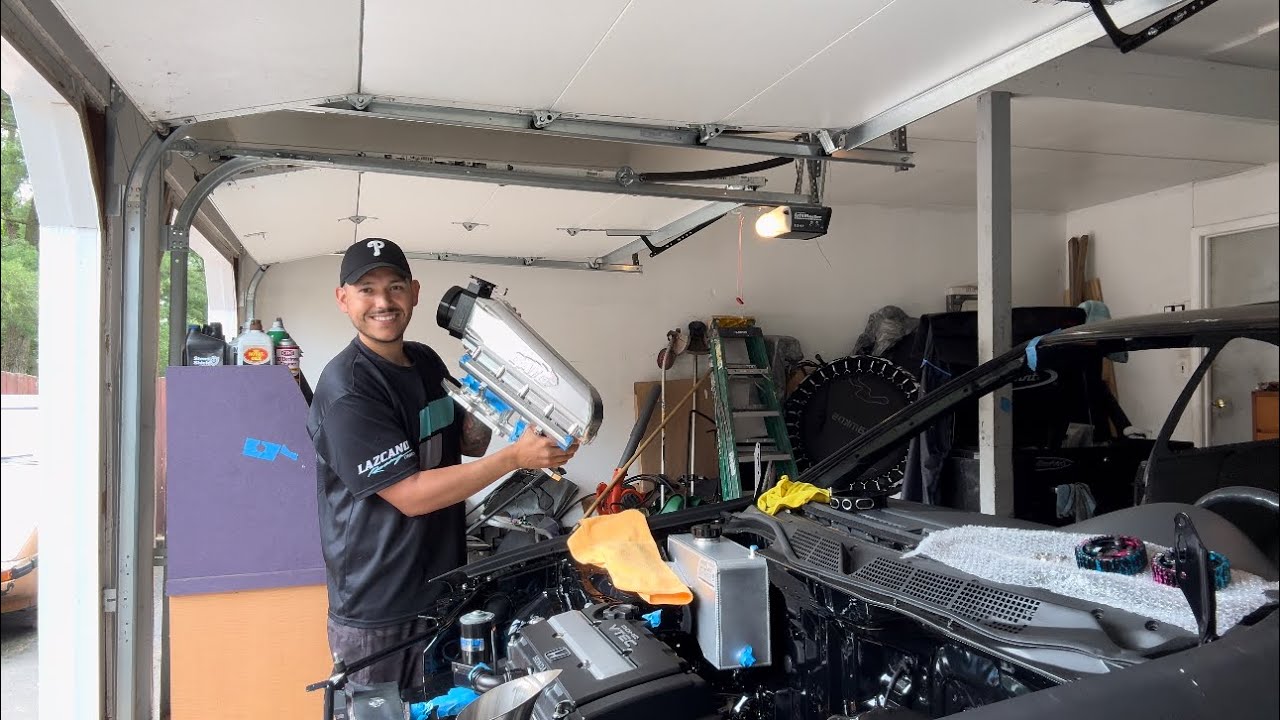 Bseries EM1 Build Almanzar Delacruz Cam Gears Install - YouTube