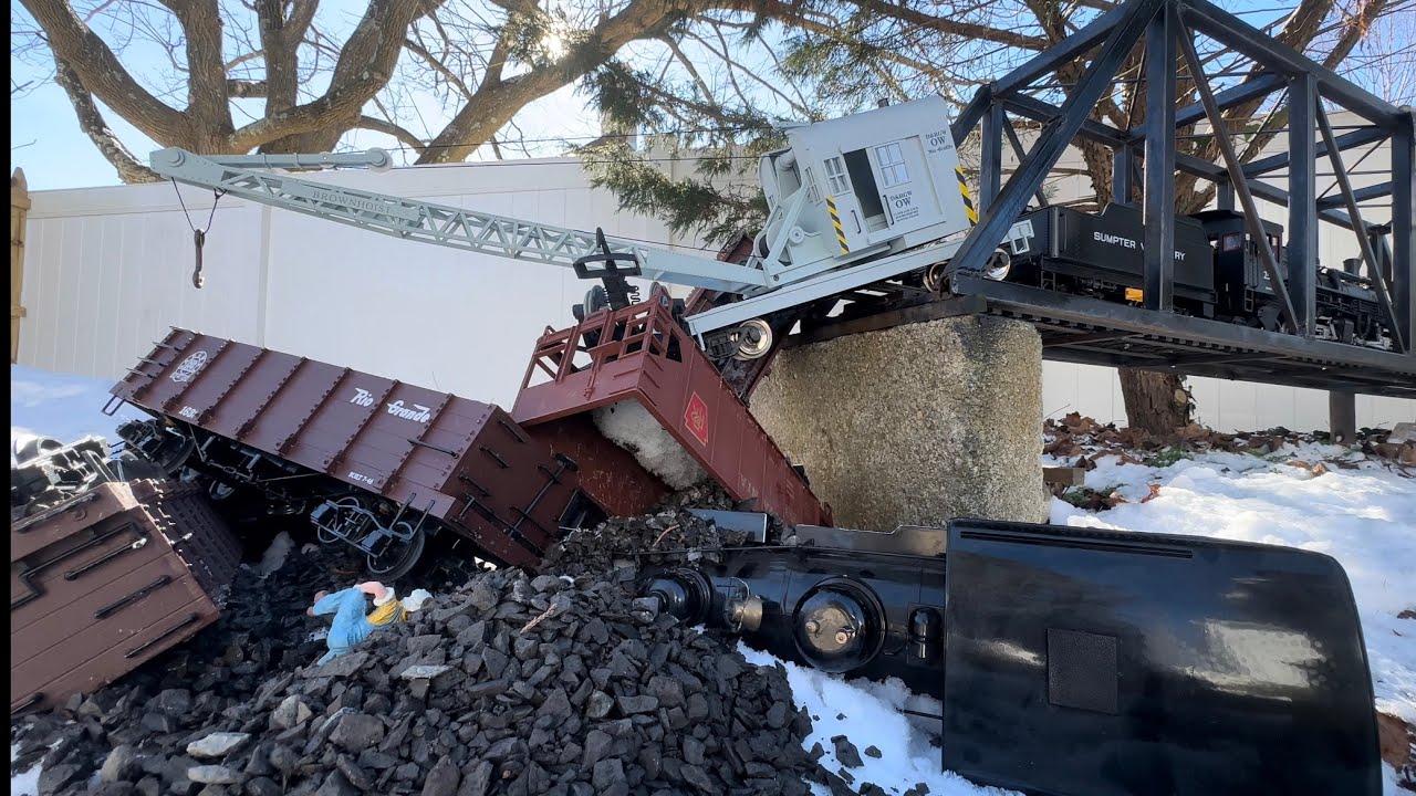 STEAM TRAIN CRASHES OFF BRIDGE - YouTube