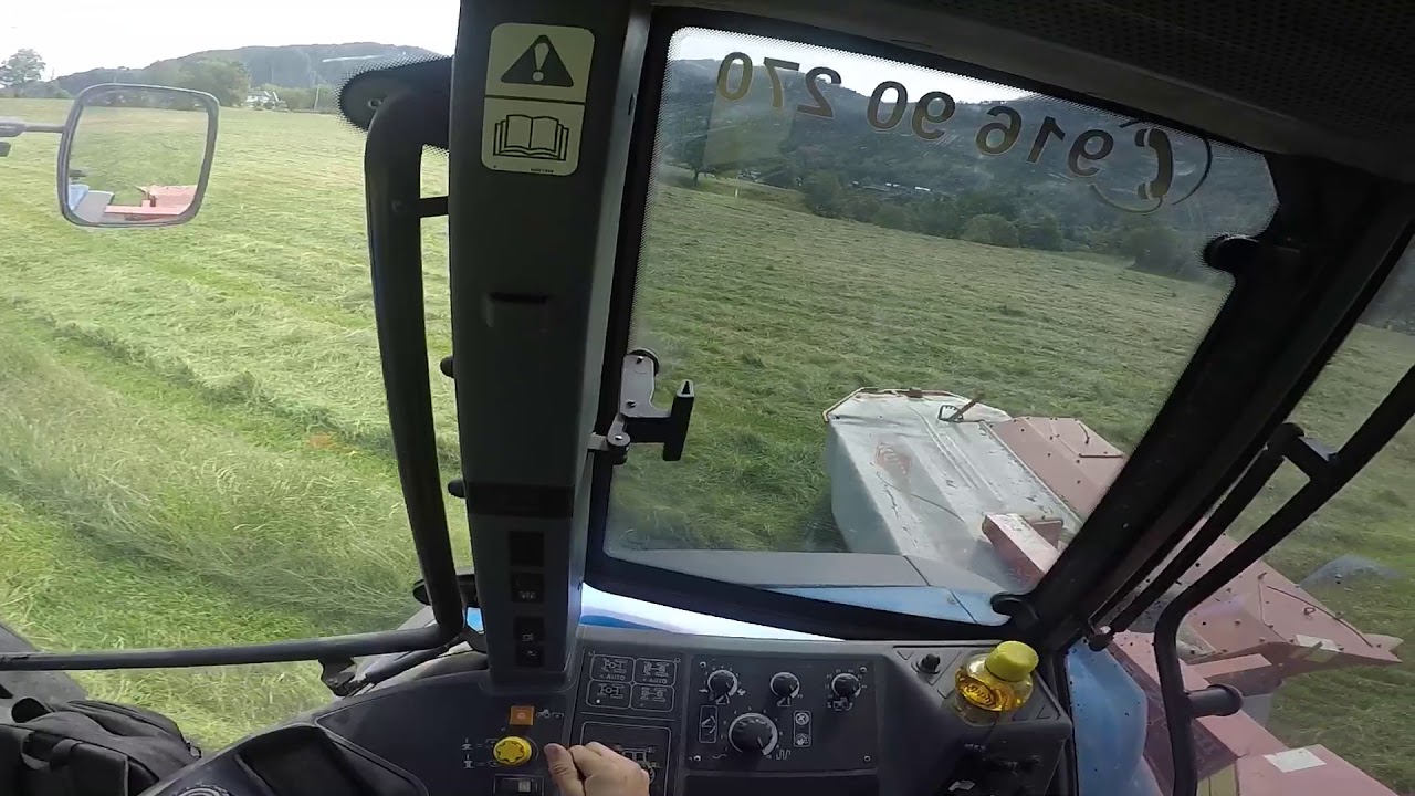 New Holland TM155 - YouTube