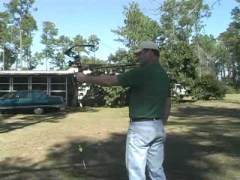 Shooting a bow as a one handed/armed person using the In-Line Draw-loc ...