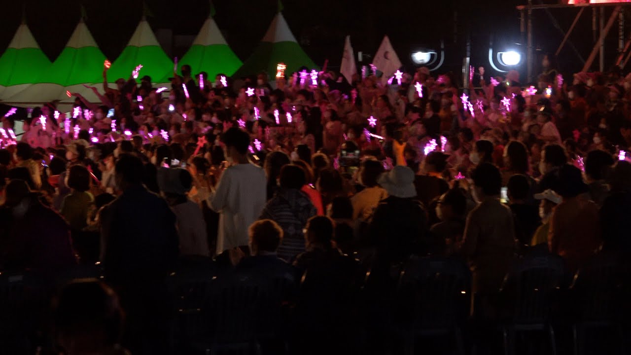 이찬원 ‘미운 사내’ [찬스 응원 + 현장분위기 영상] [대구 수성못 페스티벌] 4K 직캠 22.09.24 - YouTube