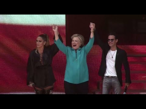 Clinton gets Jennifer Lopez boost in Miami