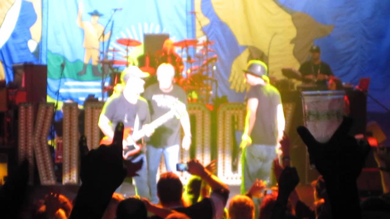 Kid Rock & Bob Seger, Pine Knob 8/20/13 - YouTube