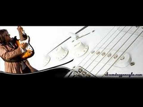 Ekrem Düzgünoğlu-Yeşil Ayna