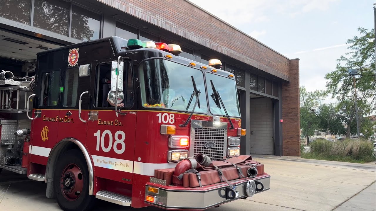 Chicago fire department Engine 108 responding - YouTube