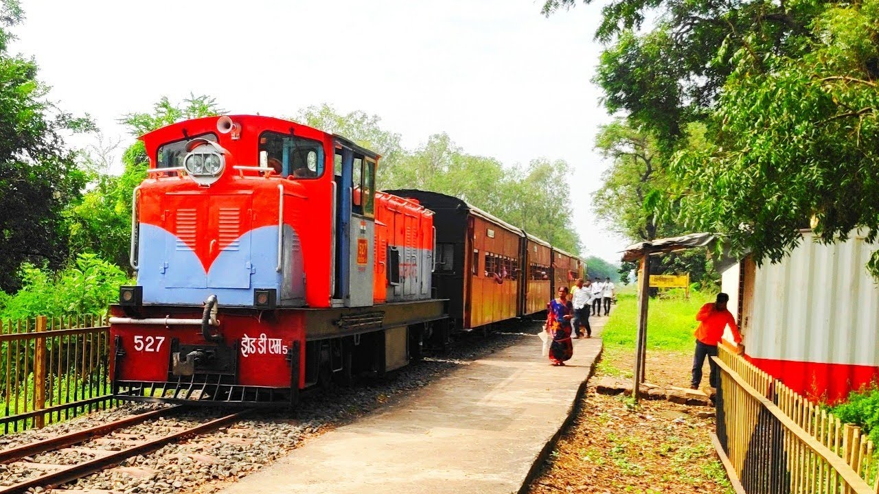 Heritage train | Bilimora waghai heritage train | narrow gauge train in ...