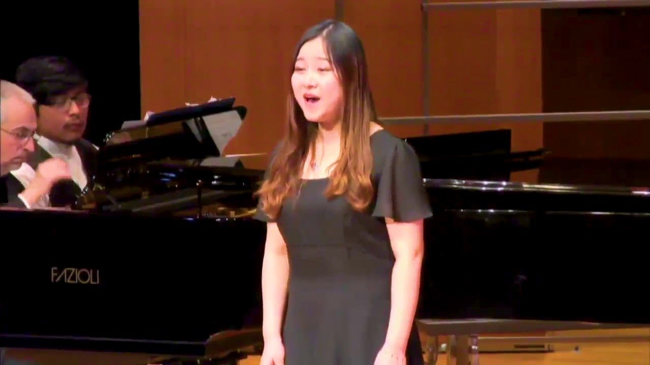 Traditional Chinese Folk Song - Mo Li Hua - YouTube