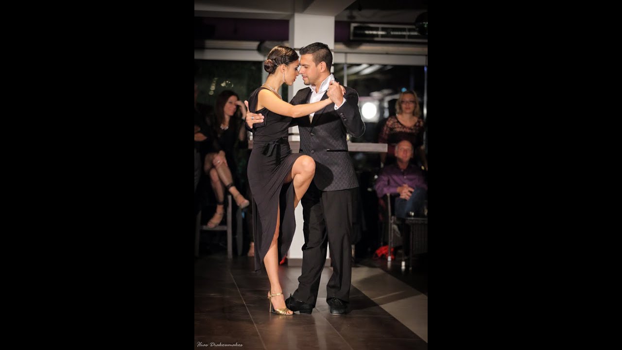 Leandro Palou & Maria Tsiatsiani: TANGO | Milonga ALSOS - YouTube