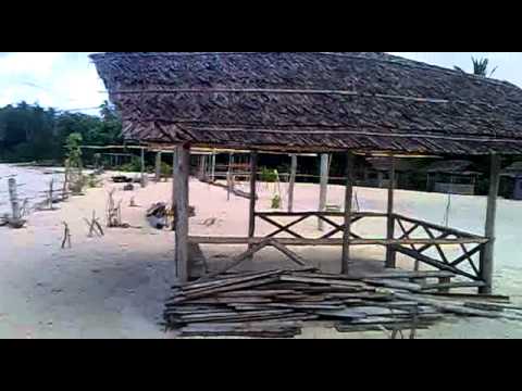Pantai Wari, Biak, Papua - YouTube