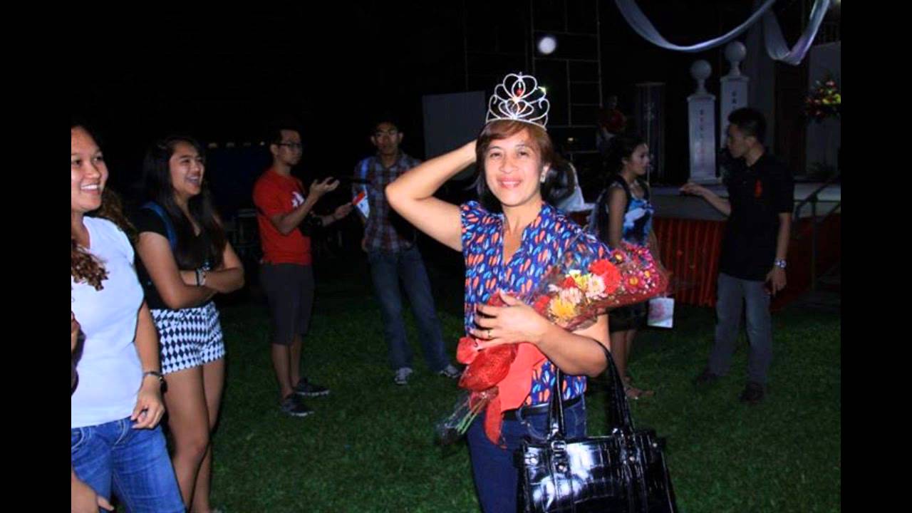 Miss Engineering 2014 Final Walk - YouTube