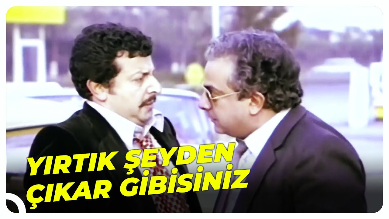 Zeki, Metin'in Arabasına Çarptı | Zeki Alasya Metin Akpınar Türk Filmi ...
