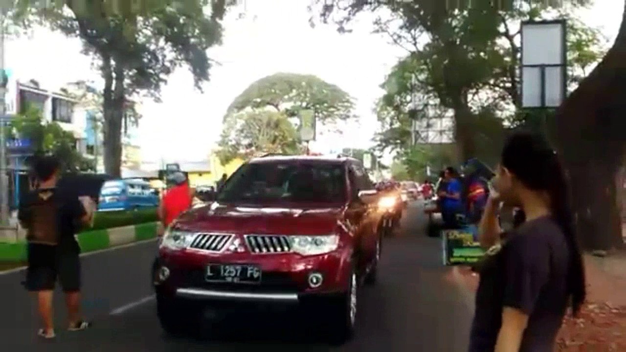 Anti police- punk for freedom( live on street) - YouTube