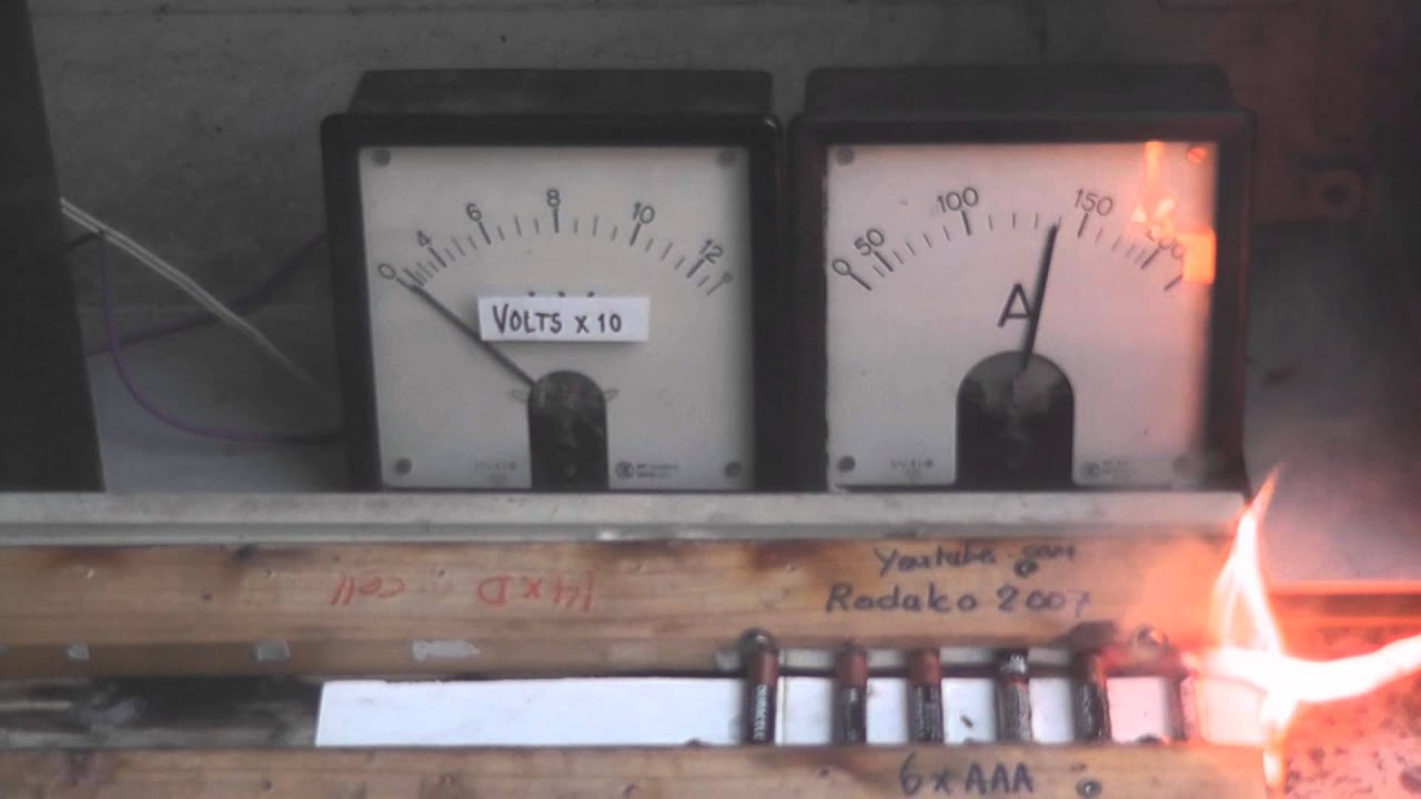6 x AAA batteries arcing on 42 Volts AC - YouTube