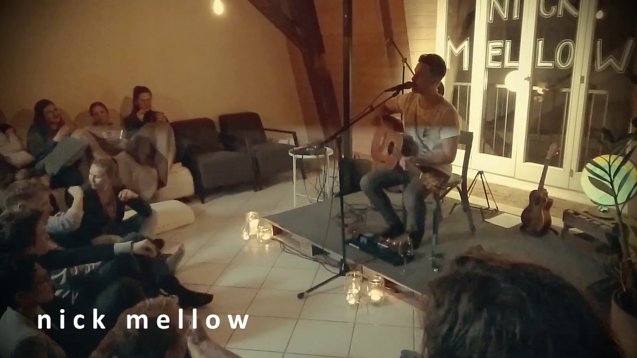 Nick Mellow - Complicated (Wohnzimmerkonzert @ Sächsi, Aarau) - YouTube ...