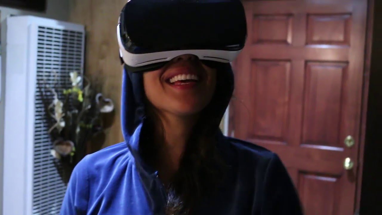 Oculus Experience - YouTube