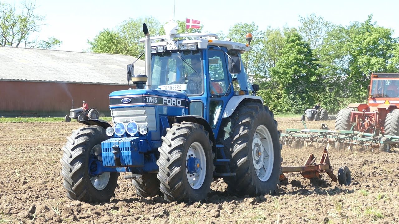 Ford TW-15 Ploughing With Howard Paraplow | Pure Sound | Ferguson Days ...