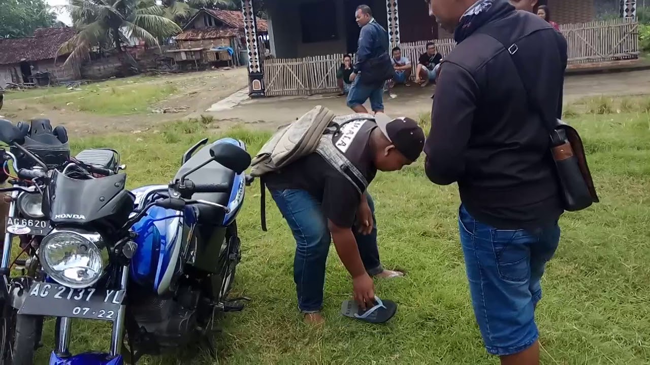 Diet dengan cara nyalain motor tiger esmoni - YouTube