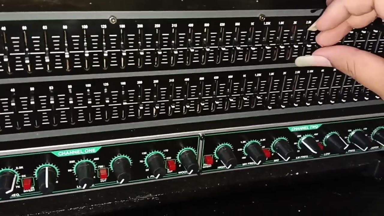 Review Equalizer DBX 231 sub || equalizer murah sejuta umat. - YouTube