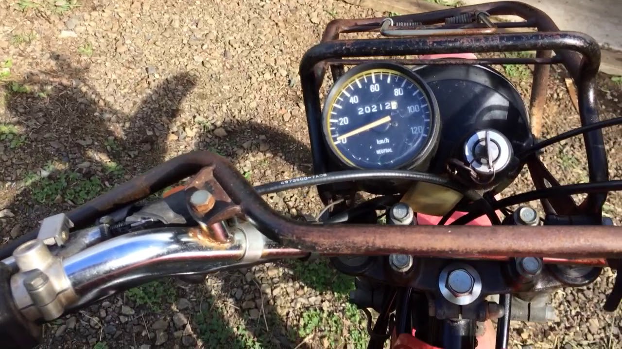 Yamaha AG100 1984 - YouTube