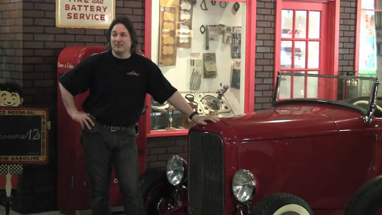 Stacey David visits Speedway Motors and the Museum of American Speed ...