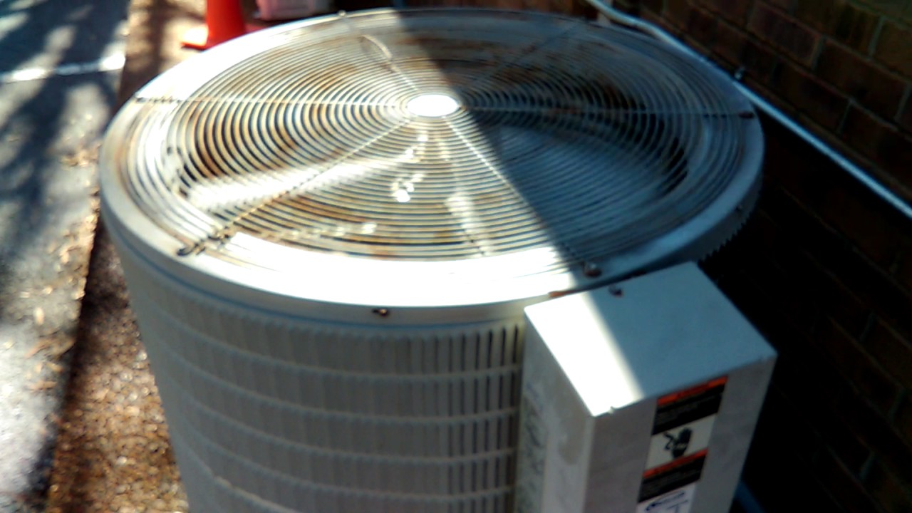 Carrier Round One Heat Pump - YouTube