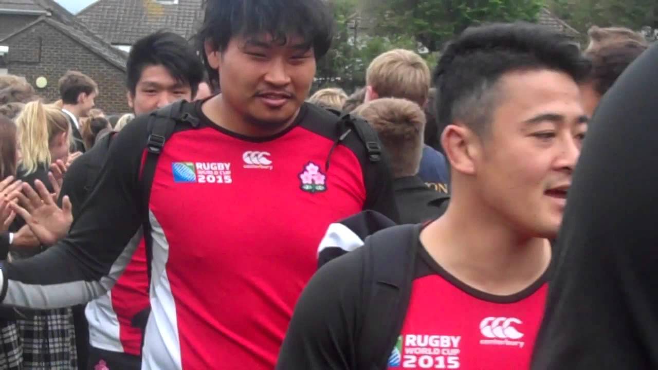 Brighton College guard of honour for Japan Rugby - YouTube