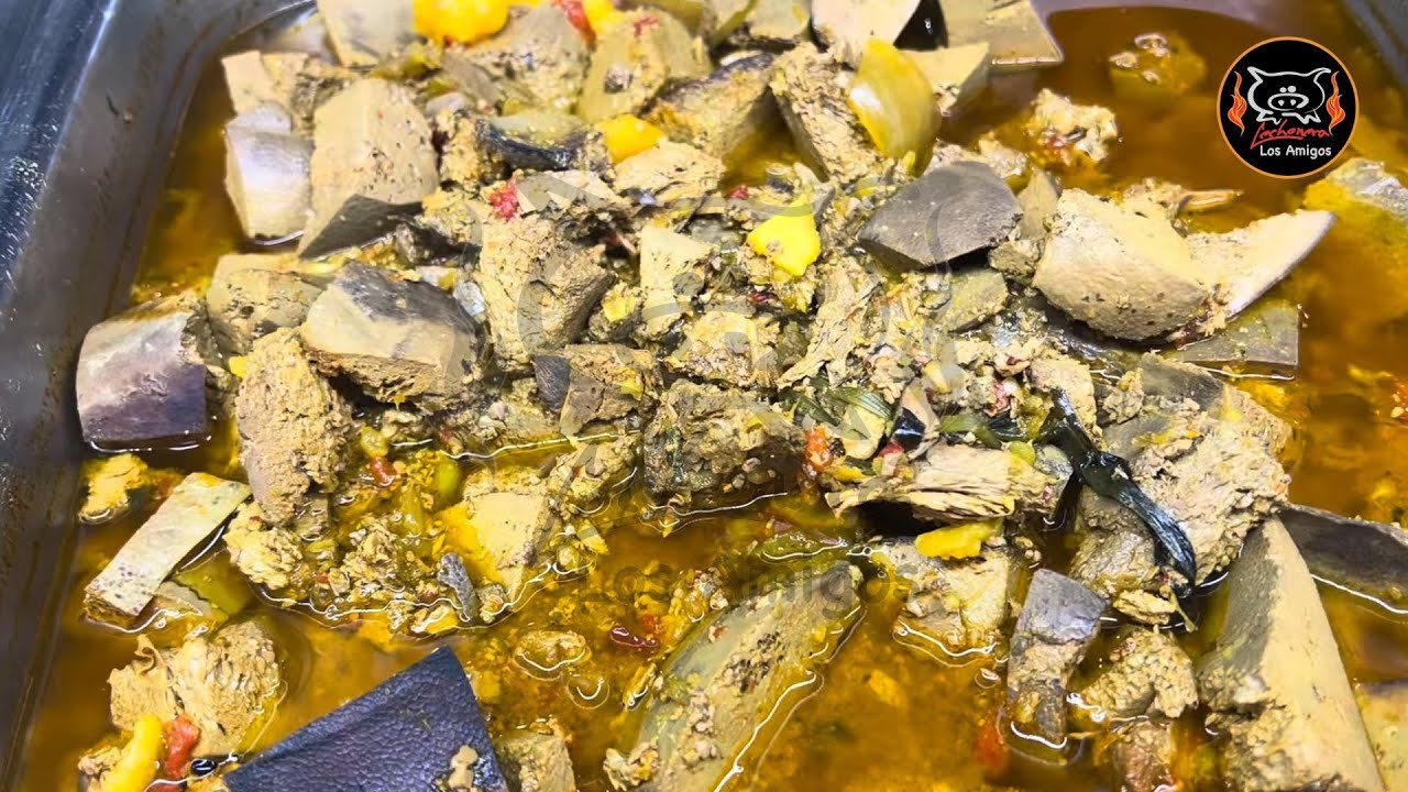 Gandinga | Lechonera Los Amigos 🐷 - YouTube