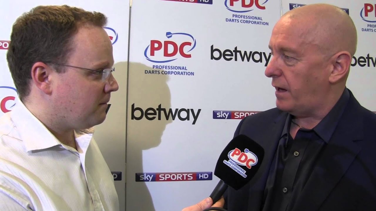 PDC EXCLUSIVE - The Voice's Bob Blakeley visits the Betway Premier ...