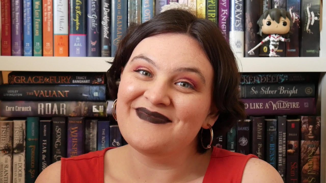 Super Random Book Tag [CC] - YouTube