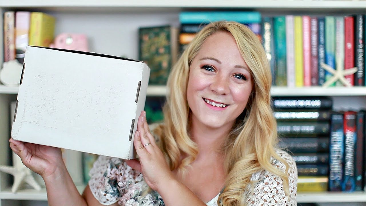 FOXED BOOK BOX UNBOXING!!! - YouTube