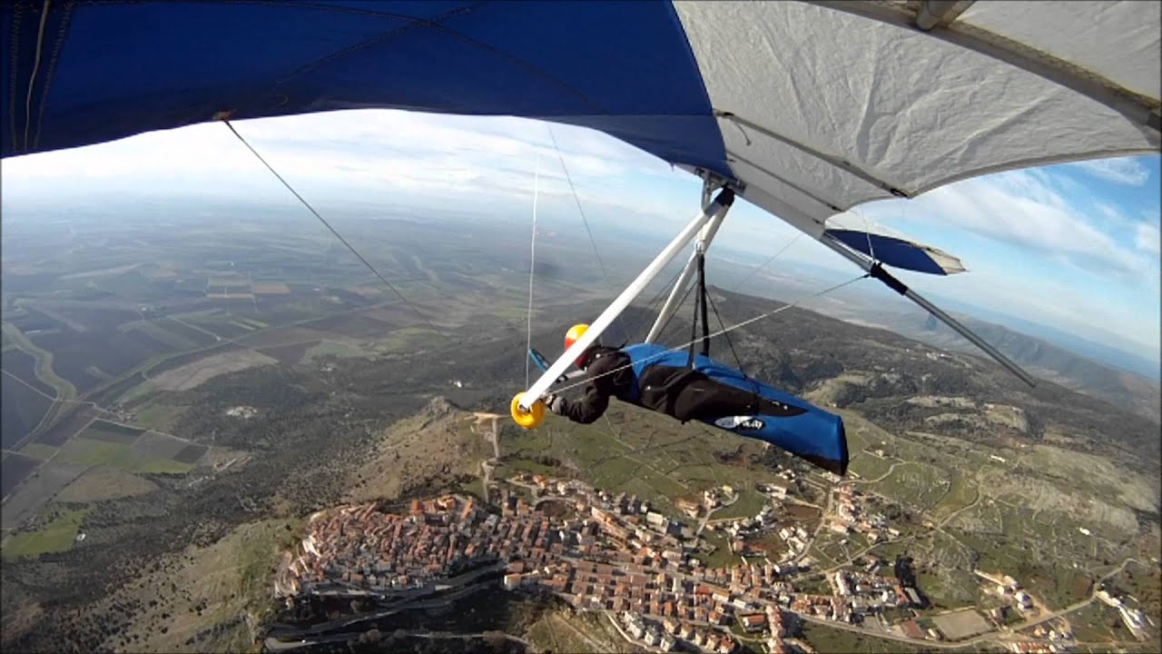 Volo libero in deltaplano sul Gargano - YouTube