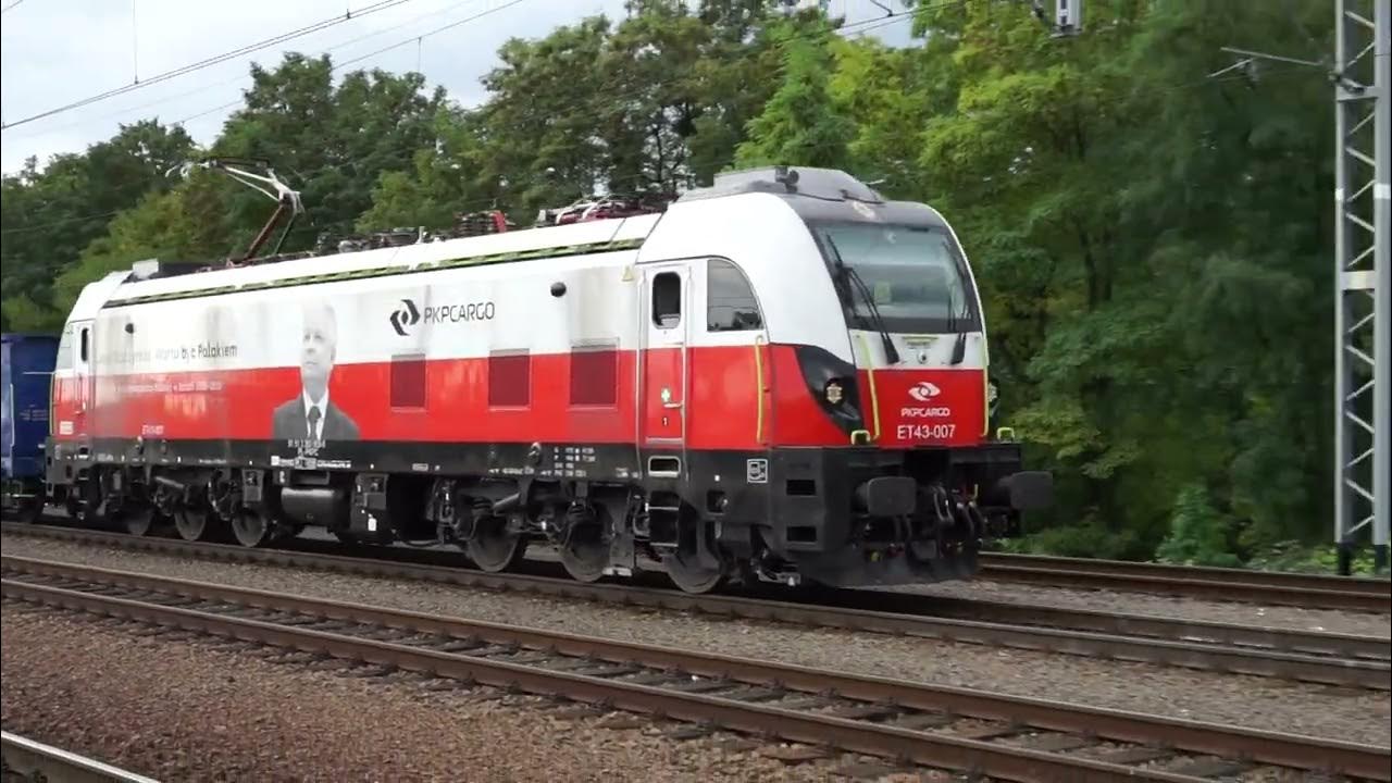 14.10.2023 Wrocław Popowice - Lokomotywa ET43-007 z węglarkami - YouTube
