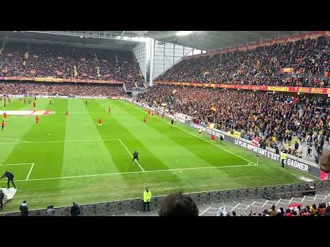 Échauffement RC Lens pour le derby contre Lille | ambiance marek ...