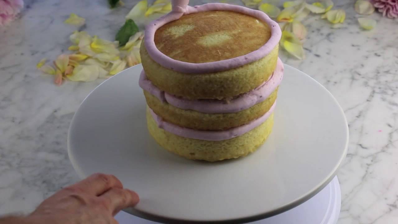 How to make a Flower Cake - YouTube