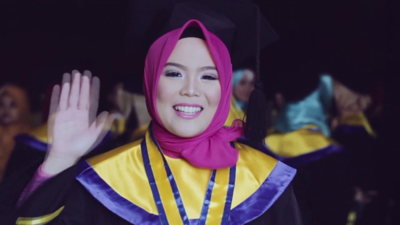 Wisuda PKN STAN Malang 2017 D1 Pajak & D1 Kepabeanan & Cukai - YouTube