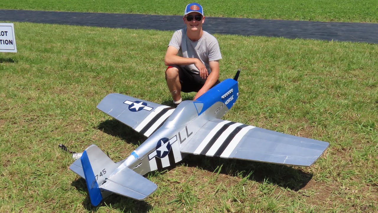 SUPER SIZED Flite Test P-51 Flite Fest 2025 Day 2 - YouTube