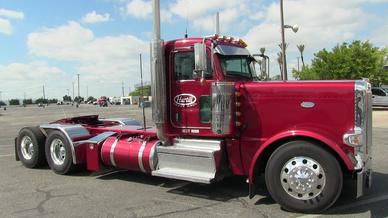 Hartill Heavy Haul Peterbilt 389 Arriving At Truckin' For Kids 2024 ...