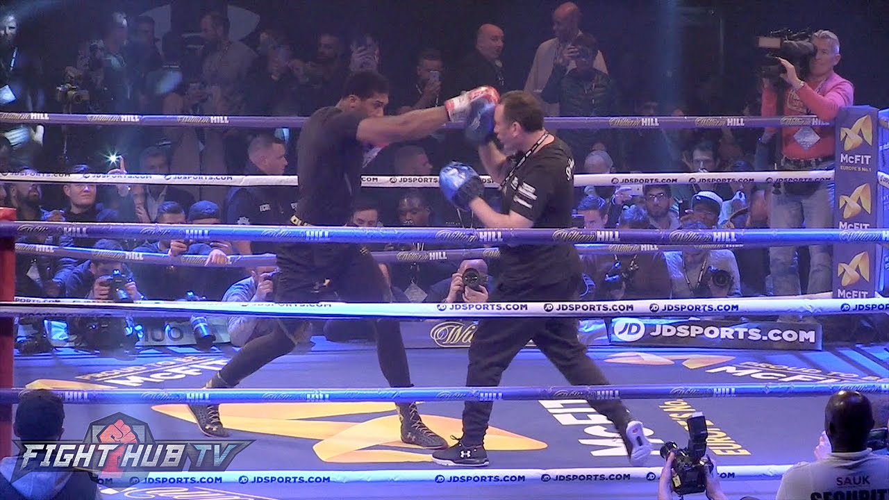 JOSHUA IS READY! THROWS MASSIVE RIGHT HANDS & DISPLAYS HIGH GUARD ...