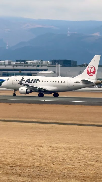 【JA222J】J-AIRエンブラエルE170 #熊本空港 #エンブラエル #e170 - YouTube
